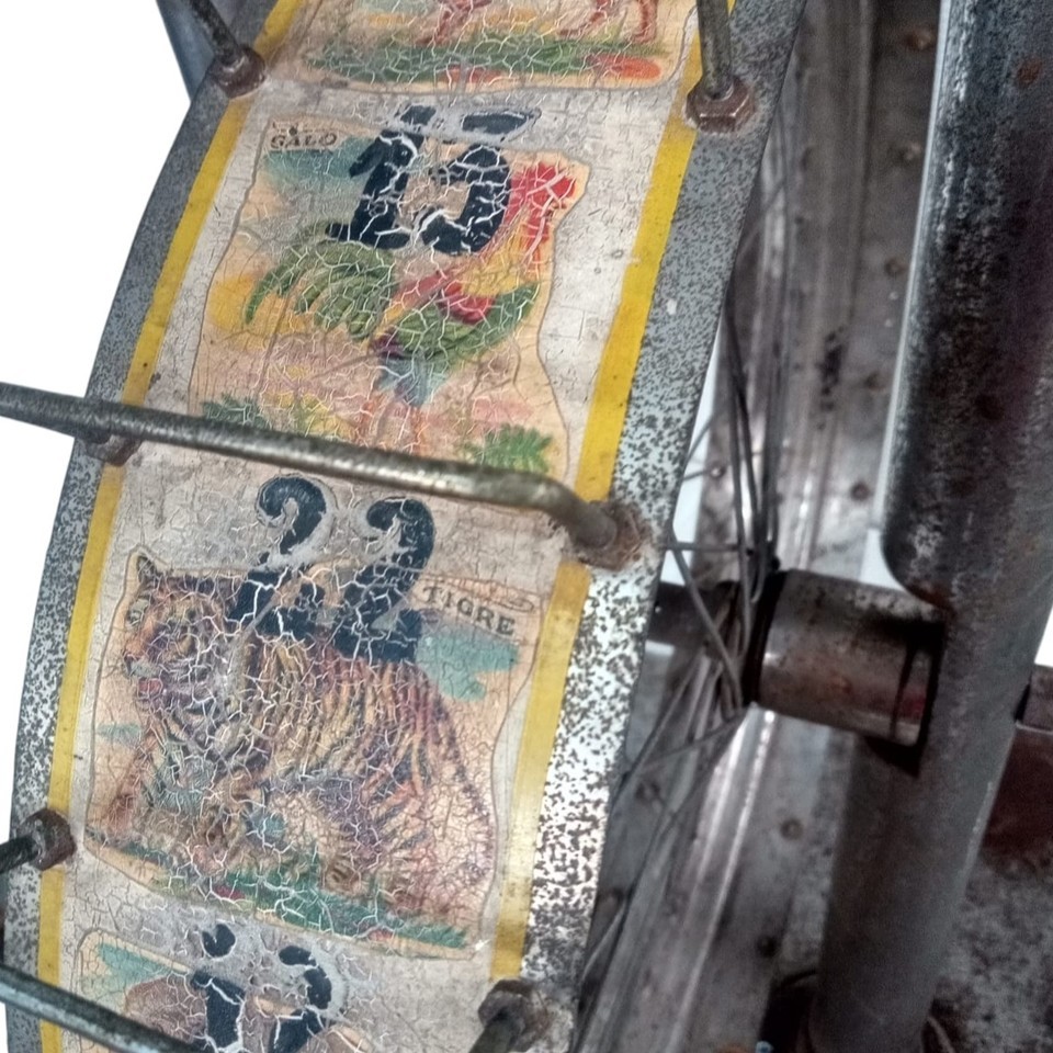 - Antiguidades CASA DO VELHO