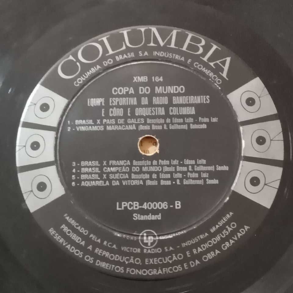 COPA DE 1958 LP Brasil Campeão do Mundo AUTOGRAFADO Pelo Jogador ...