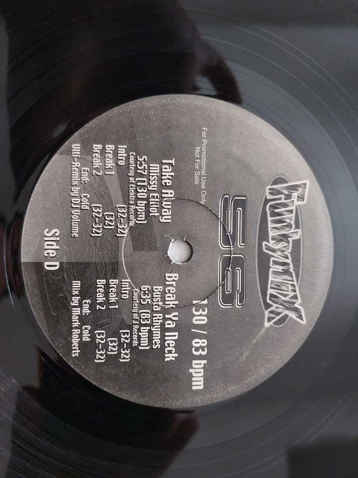 Funkymix 56 (Disco 2) 12" - Curto Vinil - Loja de Discos de Vinil